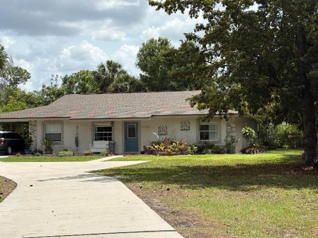 4 Br, 2 bath, Single Family 4482 Burton Rd