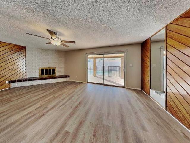 4 Br, 2 bath, Single Family 4507 W Gardenia Avenue