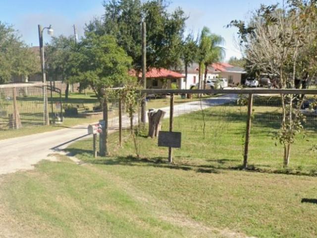 4 Br, 2 bath, Single Family 4508 N Mile 4 1/2 W
