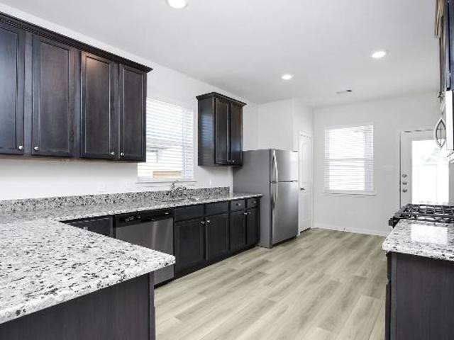 4 Br, 2 bath, Single Family 451 Lone Rider Drive