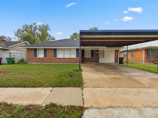 4 Br, 2 bath, Single Family 4601 W 43rd St