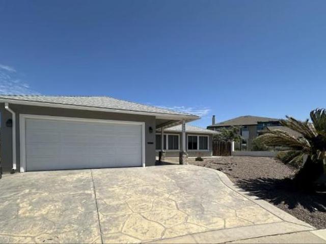 4 Br, 2 bath, Single Family 4636 Benhurst Ave