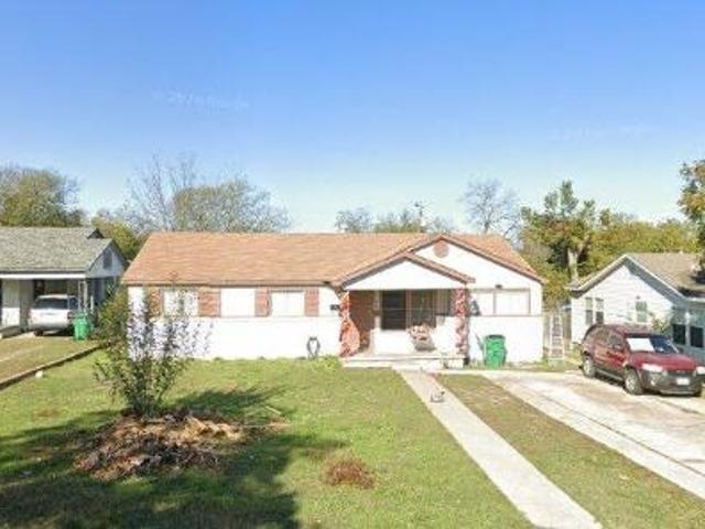 4 Br, 2 bath, Single Family 4705 Beverly Dr