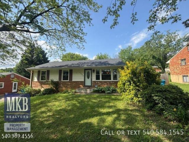4 Br, 2 bath, Single Family 4706 Casper Drive