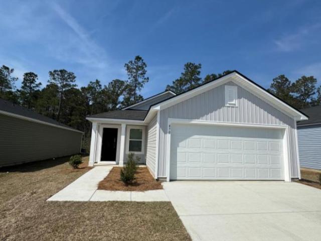 4 Br, 2 bath, Single Family 470 Ladyfish Loop
