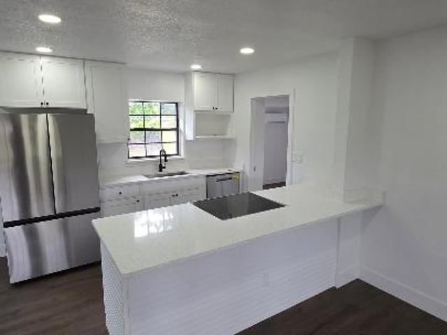 4 Br, 2 bath, Single Family 4785 Tuscarora Rd