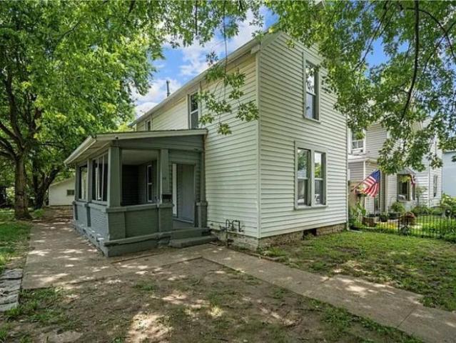 4 Br, 2 bath, Single Family 48 Sherman St