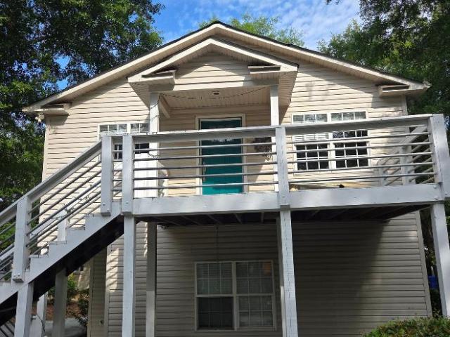4 Br, 2 bath, Single Family 4918 Old Meares Rd