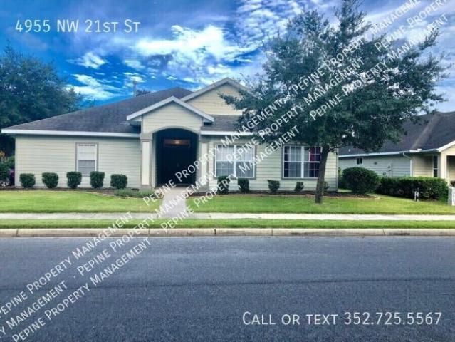 4 Br, 2 bath, Single Family 4955 NW 21st St