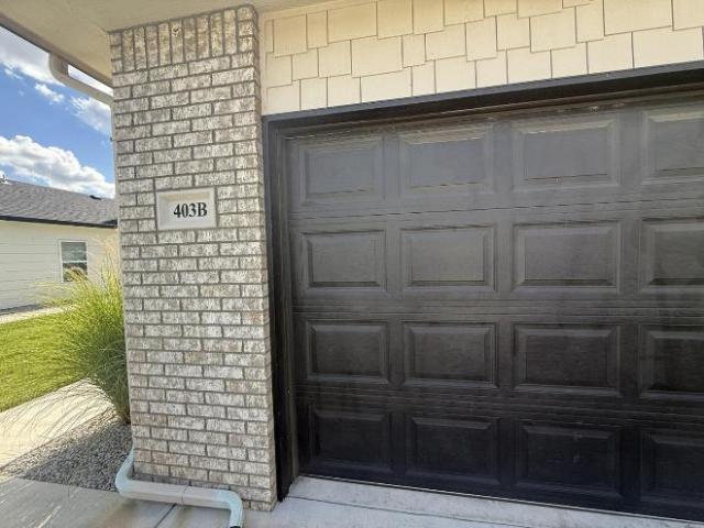 4 Br, 2 bath, Single Family 403 Southeast 14th Court
