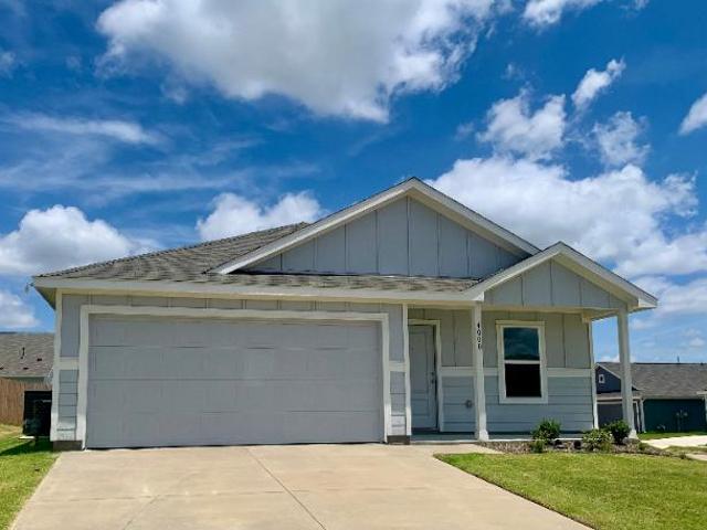 4 Br, 2 bath, Single Family 4000 Drifters Bend Drive