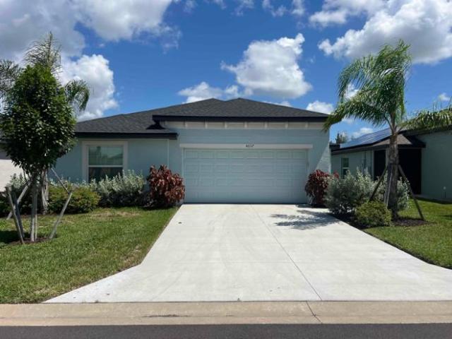 4 Br, 2 bath, Single Family 4037 Villa Doria Court