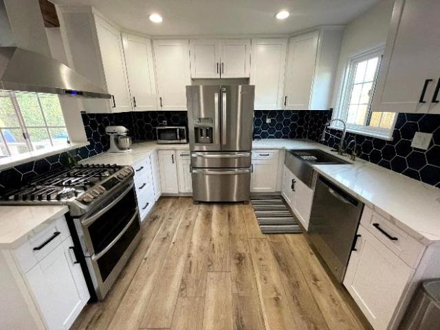 4 Br, 2 bath, Single Family 4124 W 159th Street