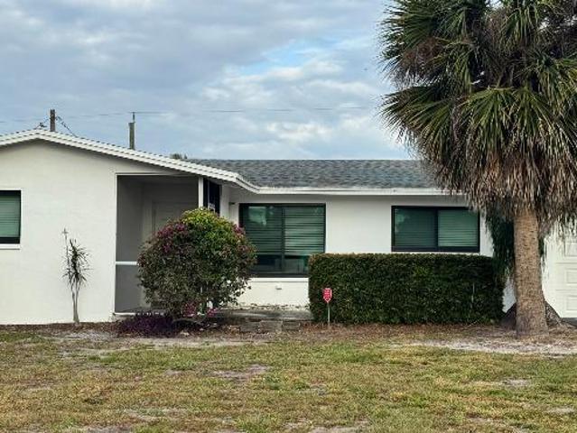 4 Br, 2 bath, Single Family 4311 NW 2nd Ave