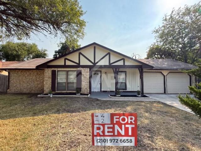4 Br, 2 bath, Single Family 4322 Las Cruces St