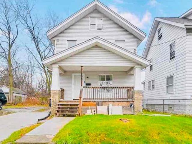 4 Br, 2 bath, Single Family 435 Margaret St