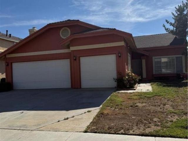 4 Br, 2 bath, Single Family 43644 Serenity Ct