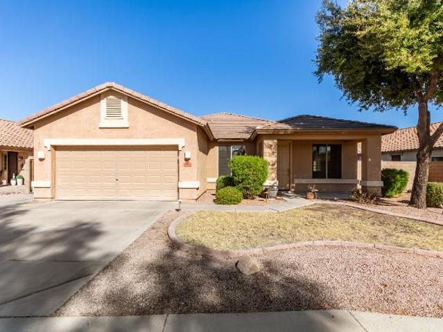 4 Br, 2 bath, Single Family 4384 E Cherry Hills Dr