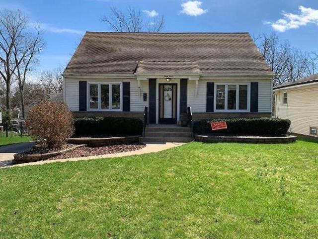 4 Br, 2 bath, Single Family 43 E Jackson St