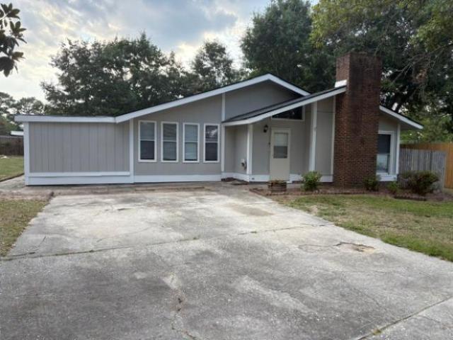 4 Br, 2 bath, Single Family 5613 Bowman Court