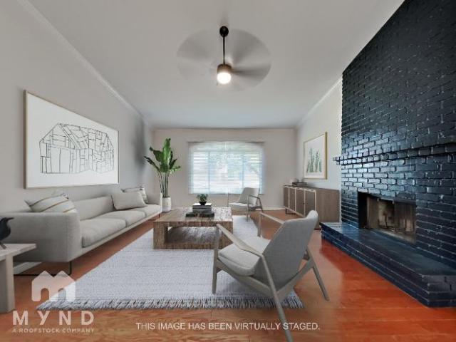 4 Br, 2 bath, Single Family 5623 E Grandview Rd