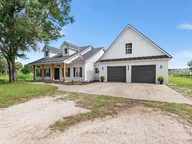 4 Br, 2 bath, Single Family 5820 E Johnson Ave