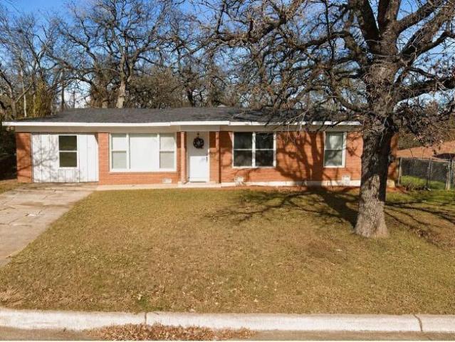 4 Br, 2 bath, Single Family 5912 Maceo Lane