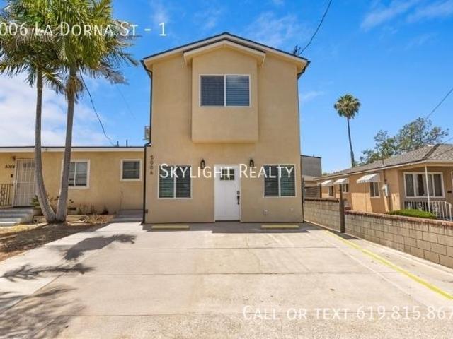 4 Br, 2 bath, Single Family 5006 La Dorna St