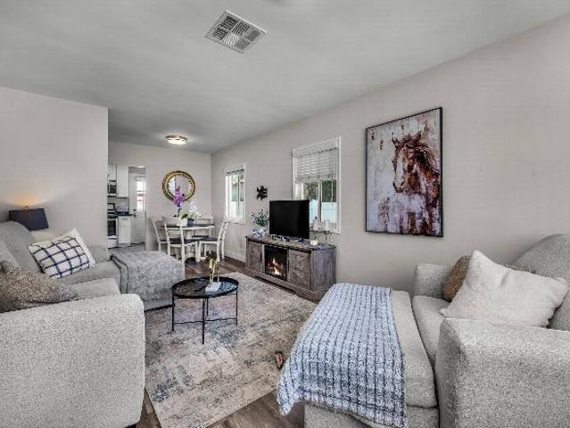 4 Br, 2 bath, Single Family 5017 W 123rd Pl
