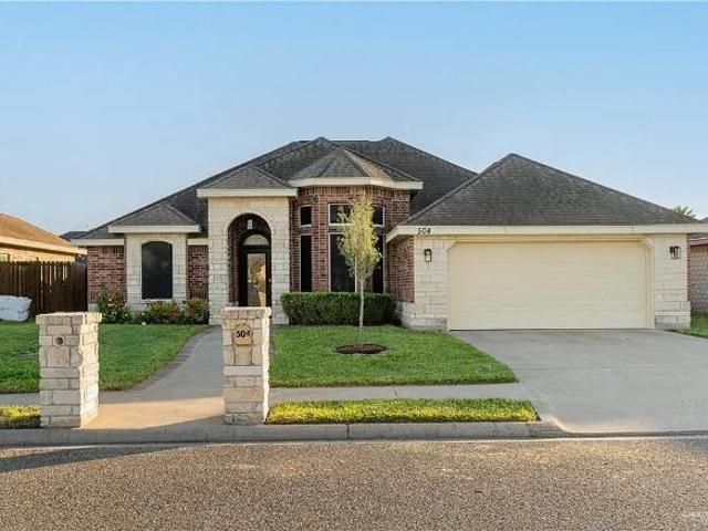 4 Br, 2 bath, Single Family 504 E Biyaneta Ave