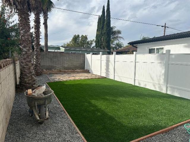 4 Br, 2 bath, Single Family 5124 Leo Street