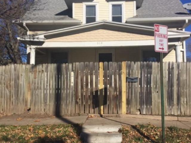 4 Br, 2 bath, Single Family 514 Sw 15th St