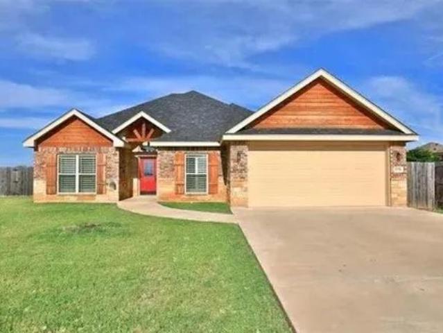 4 Br, 2 bath, Single Family 5158 Bunny Run