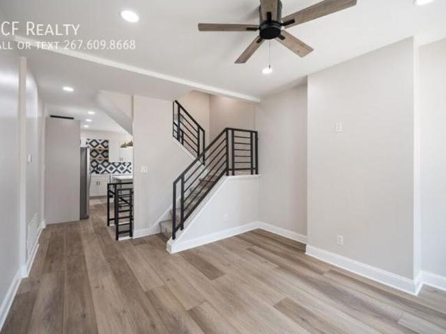 4 Br, 2 bath, Single Family 521 N Douglas Street