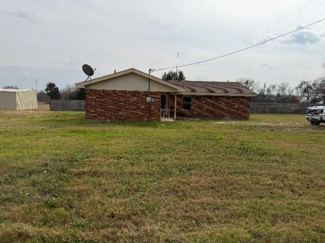 4 Br, 2 bath, Single Family 531 Woodland Drive