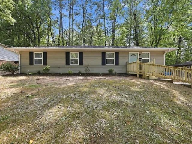 4 Br, 2 bath, Single Family 640 Amanda Pl