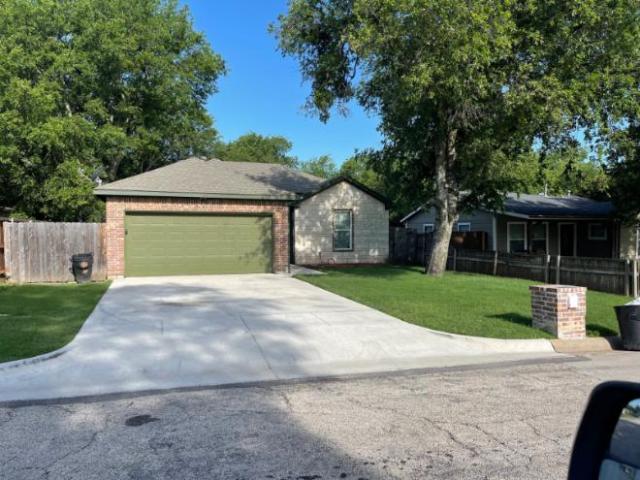 4 Br, 2 bath, Single Family 640 Kimbrough