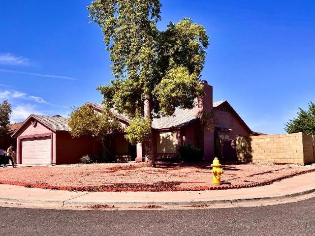 4 Br, 2 bath, Single Family 6528 N 80th Ave