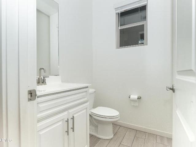 4 Br, 2 bath, Single Family 6018 W Hartford Court