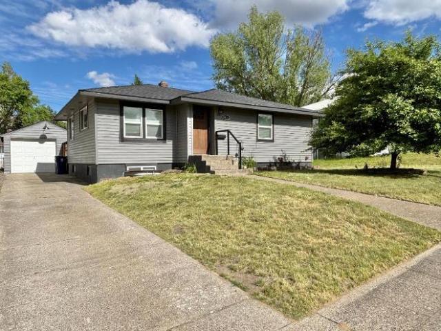 4 Br, 2 bath, Single Family 6020 N Elgin St