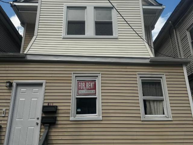 4 Br, 2 bath, Single Family 611 Magnolia Avenue