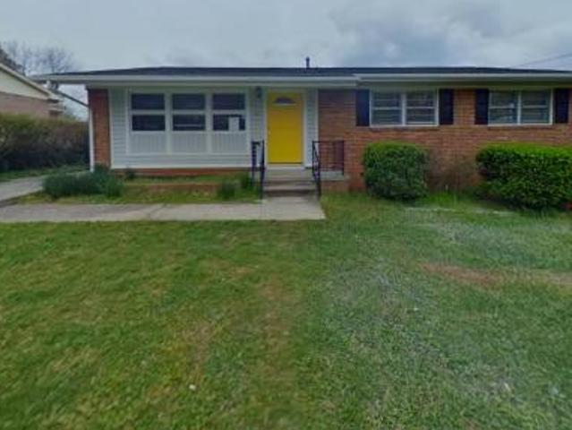 4 Br, 2 bath, Single Family 611 Mobile St
