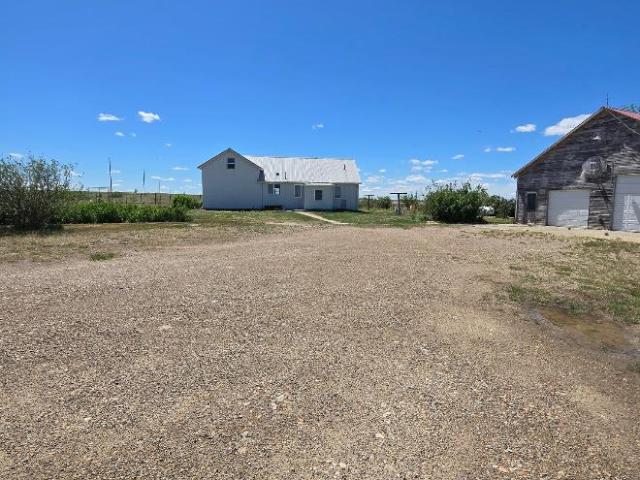 4 Br, 2 bath, Single Family 6240 Hwy 16s