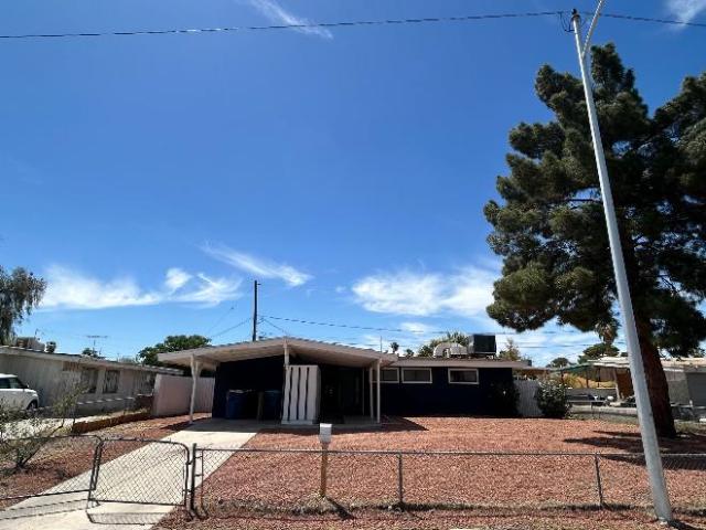 4 Br, 2 bath, Single Family 625 N 21st