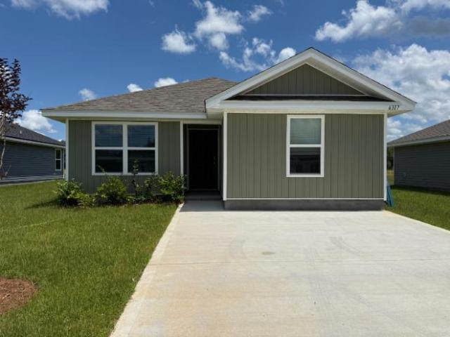 4 Br, 2 bath, Single Family 6317 Firefly Dr