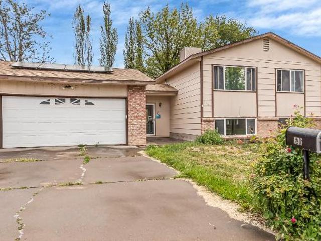 4 Br, 2 bath, Single Family 636 Karen Ct