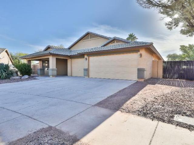 4 Br, 2 bath, Single Family 705 N 167th Dr