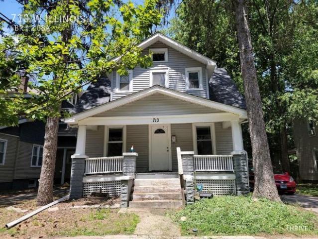 4 Br, 2 bath, Single Family 710 W Illinois
