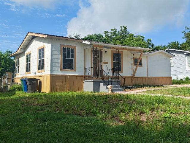 4 Br, 2 bath, Single Family 722 Pennystone