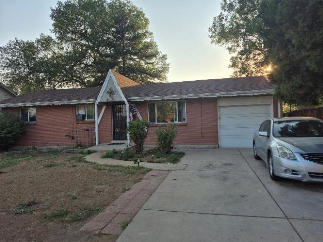 4 Br, 2 bath, Single Family 8471 Franklin St